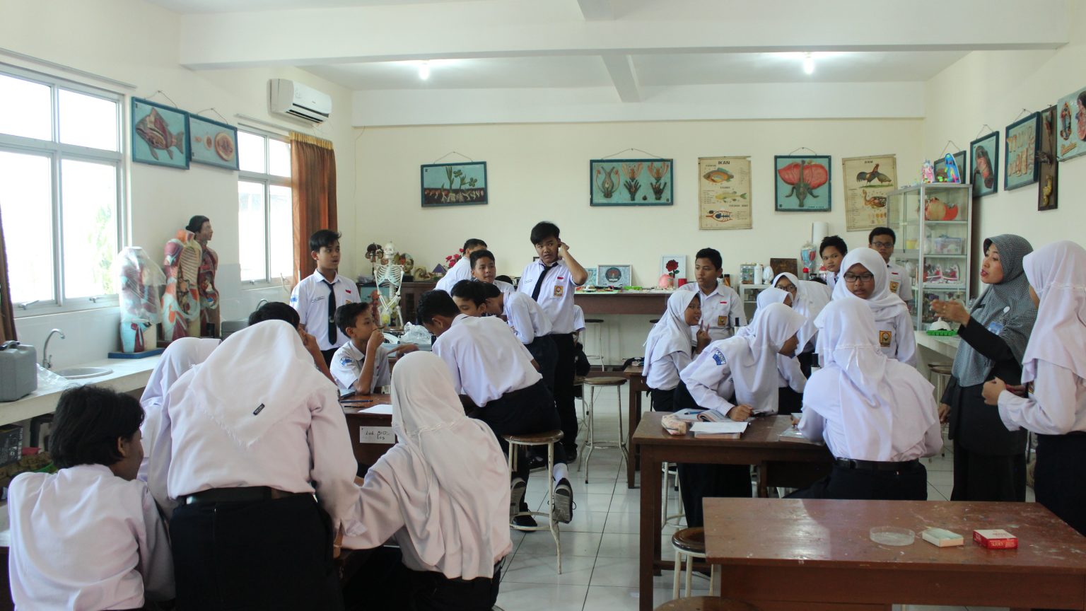 Fasilitas Sekolah – SMP Kesatrian 1 Semarang